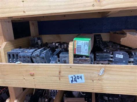 Square D Circuit Breakers Res Auction Services