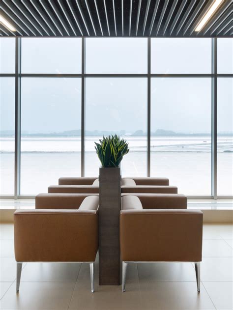 Upholstered Sean Armchair With Backrest Arper Gb