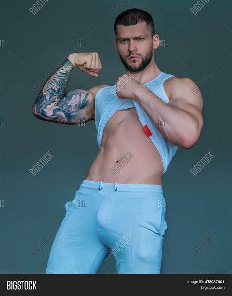 Sexy Naked Muscular Image And Photo Free Trial Bigstock