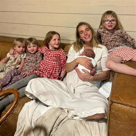 Concern Over Ballerina Farm Influencer Hannah Neelemans ‘horrifying