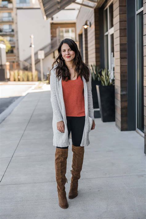 How To Wear Yoga Pants Errands Brunch Dinner Cocktail