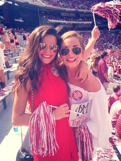 11 Jaw Dropping Reasons That Alabama Has The Hottest Fans In College
