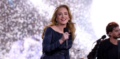 Adele Told Audience She Needs Rest And Will Be Taking A Career Break Business Insider