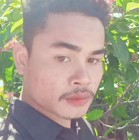 ម៉ៅស្មោះស្នេហ៍ ប្រុស