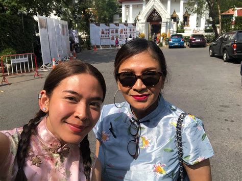 เผยโฉมหน้า คุณแม่ น้ำหวาน Zaza โพสต์คำคมปกป้องลูก มีดีกรีพี่สาวนักร้องดัง