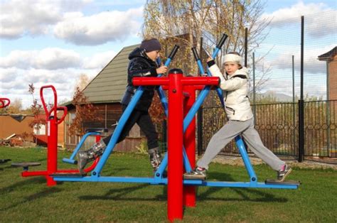 Открытые площадки с спортивными уличными тренажерами Спортивные уличные тренажёры Ainatech