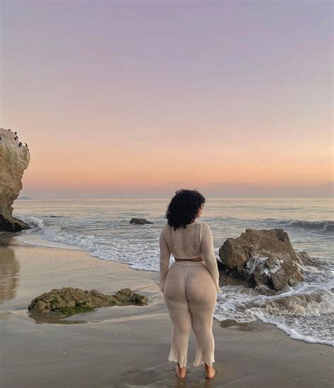 Perfect Curvy Body Shesfreaky