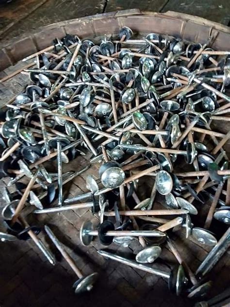 အိမ်ဆောက်ပစ္စည်းများကို စျေးတင်ရောင်းသည့်ဆိုင်ရှင် ၁၁ ဦးကို Aa ကခေါ်ယူစစ်ဆေး Ayeyarwaddy Times