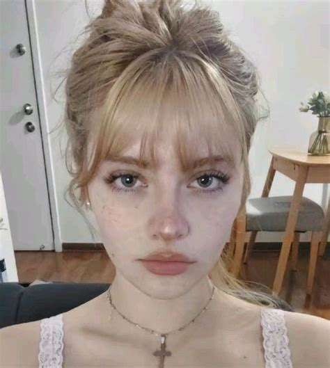 بنات بدون مكياج جميلات وكيوت للفيسبوك