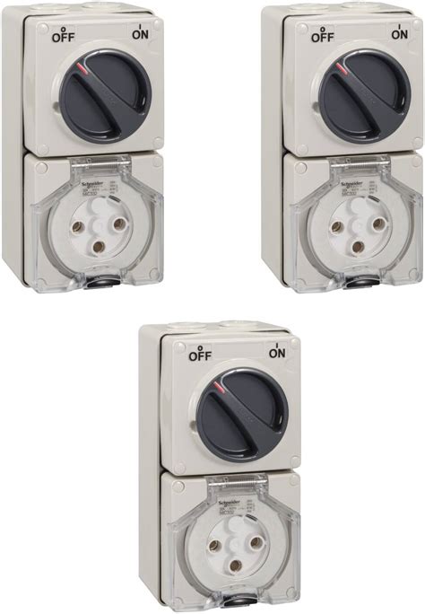 Schneider Electric Wps Switch Socket 32a 250v 3 Phase 3 Pole Round Pin Ip66 Pack Of 3