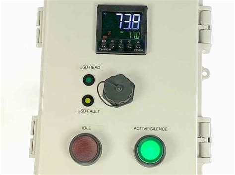 Temperature Controller With Data Logger