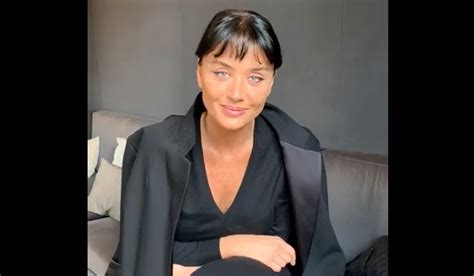 როგორ გამოიყურებოდა მაკა ასათიანი ბავშვობაში იხილეთ ფოტო