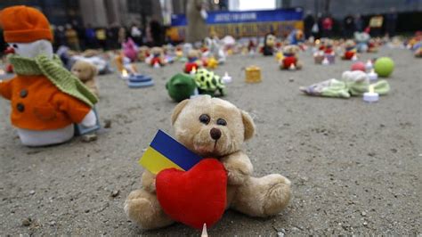 Ужасяваща равносметка Близо 500 украински деца са убити от руска