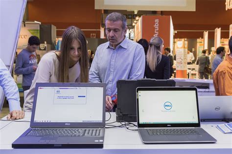 40 Of Dell Computers Are Running Linux In China As Open Source