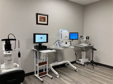 American Eye Associates Updated July 2026 14 Reviews 1118 W