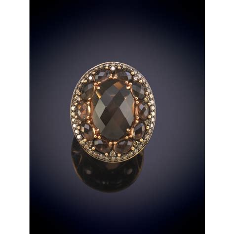 540 Elegante Sortija Con Un Topacio FumÉ Central Facetado Orlado Por Topacios Ovales Fernando