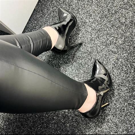 ‎مــیـــسترس مَــهــسا‎ ‎سجده کنید ، میسترسایرانی میسترسمهسا