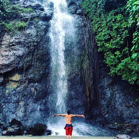 Pantai Sipelot Pesona Keperawanannya Sulit Ditolak