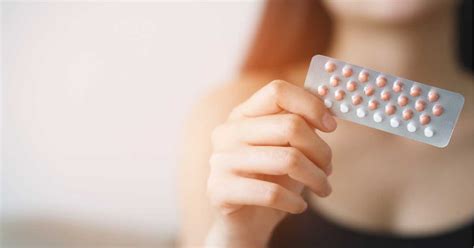 Pílulas Anticoncepcionais O Que São Efeitos E Benefícios