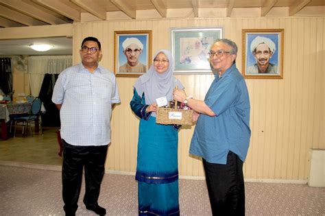 lawatan ke kediaman datuk tahir bin ahmad badawi institut islam
