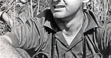 Ray F Herndon Dies At 77 Journalist Who Covered Vietnam War Later