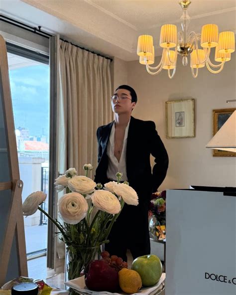 에이티즈 최산 25fw 돌체앤가바나 배우 무드의 근황 네이버 블로그