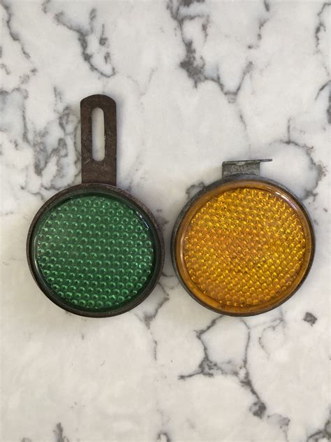 Withdrawn 2 Glass 3 Inch Reflectors Archive Sold Or Withdrawn