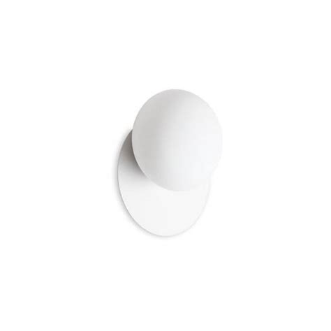 Lighting Ninfea Round Flush Wall Lamp White Netlighting