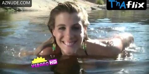 Florencia Maggi Breasts Thong Scene In Verano Hd