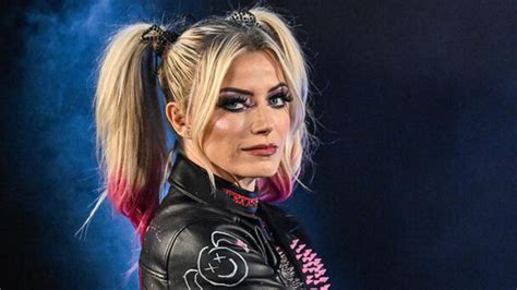 Alexa Bliss Busted Open On Wwe Smackdown Know What Happened
