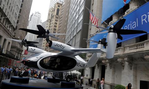 АНУ нисдэг таксины замын хөдөлгөөний дүрэм батлуулахаар ажиллаж эхлэв