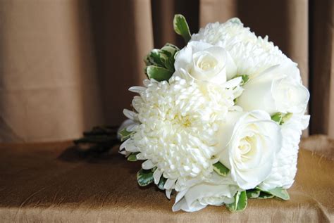 Chrysanthemum Bridal Bouquet Ideas At Mary Cardona Blog
