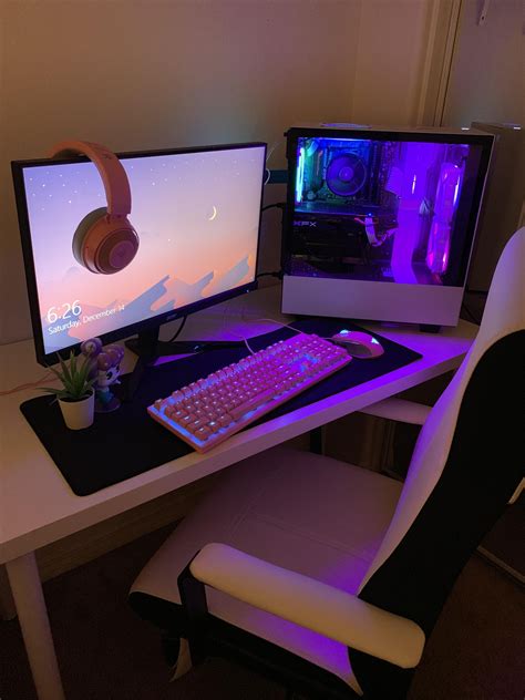 Bf Built Me A Setup I Love It Gaming Desk Setup Computer Gaming Room