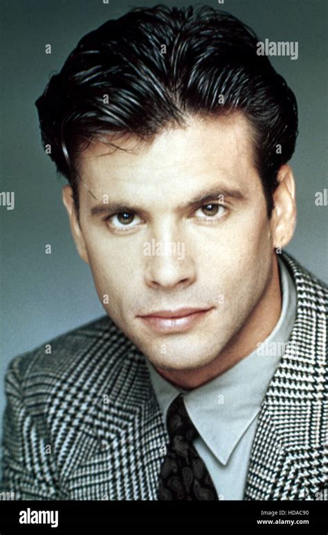 Falcon Crest Lorenzo Lamas Staffel 9 1981 1990 © Lorimar