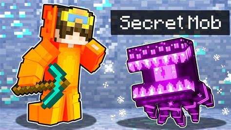 Playing Minecraft As Secret Helpful Mobs Youtube