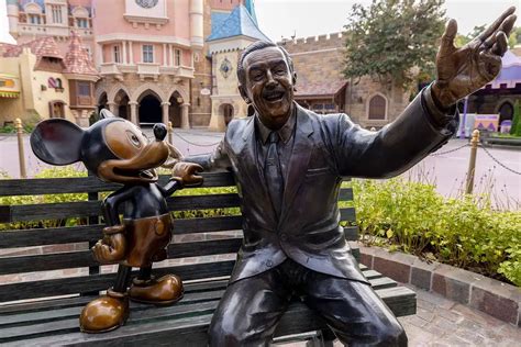 Walt Disney And Mickey Mouse Dream Makers Statue Unveiled Hong Kong