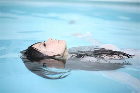 プール撮影 Diary ポートレート写真 濡れ 透け 撮影