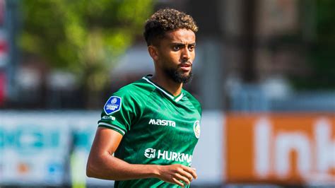 UPPGIFTER Tesfaldet Tekie har jagats av AIK skriver nu på för Go Ahead Eagles