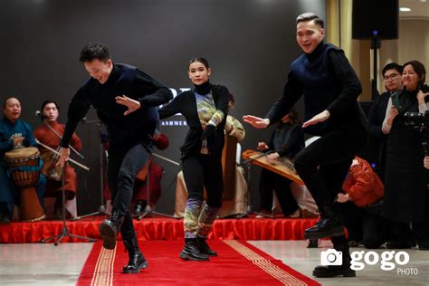 ФОТО “Говь” ХК хаврын яргуй хийморьлог хүлгийн шинжийг агуулсан ШИНЭ коллекцоо танилцууллаа