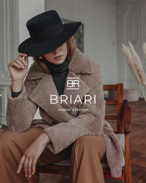 Логотип для бренда женской одежды Womens Clothing Brand Logo