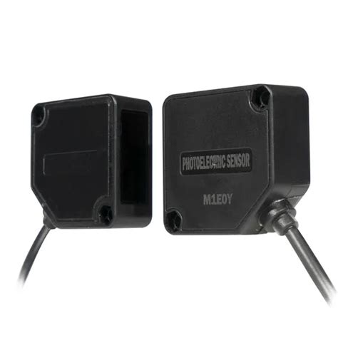 Position Detection Collision Avoidance 25m Opposed Optical Sensor Npn Pnp For Car Parking Lot