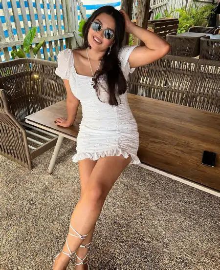 Samiksha Jaiswal Top 20 Hot Pics And Photo