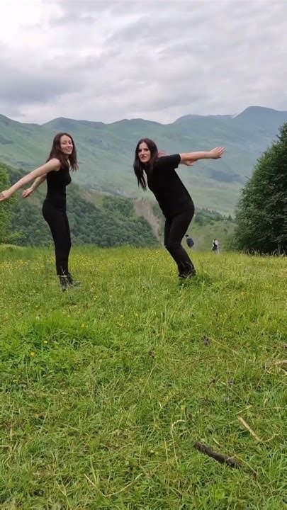 ჭინკა 😁მაუგლი და ლომი ალიკა😁😁 Youtube