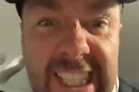 Jason Manford Slams Hotels Naughty Policy After Arriving Late
