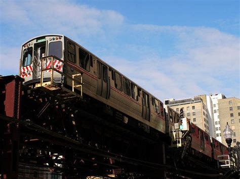 Cta Cuts 54 Jobs Saves 15 Million As It Holds Off On Big Projects Huffpost Chicago