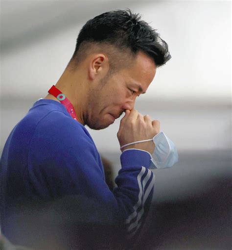 主将・吉田麻也、泣き腫らした目で「ベスト8への道、続いていく」惜敗から一夜 進退はまだ決めず：中日スポーツ・東京中日スポーツ