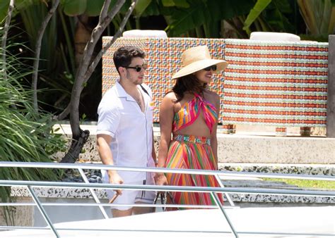 Priyanka Chopra Nude Porn Pics Leaked Xxx Sex Photos Pictoa