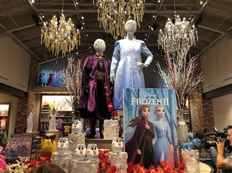 Elsa Store Disneyland