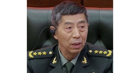 Отстраниха от длъжност китайския министър на отбраната