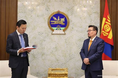 Төрийн үйлчилгээг цахим хэлбэрээр үзүүлэхтэй холбоотой зөрчлийг арилгах хуулийн төслүүдийг өргөн